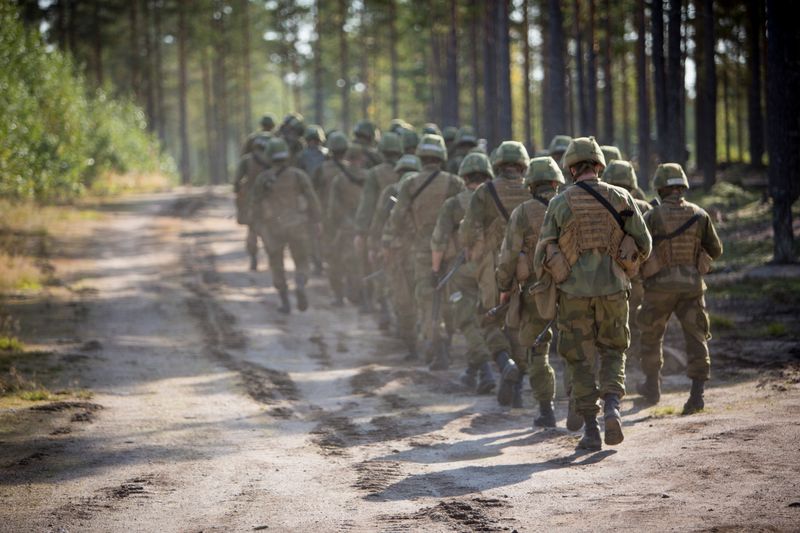 Forsvaret; ansvaret som var så stort at det var lett å løpe fra